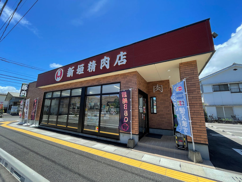 70年以上も愛される「安くて美味しいお肉」を販売する「新垣精肉店」 - WeeeeKS - ウィークス