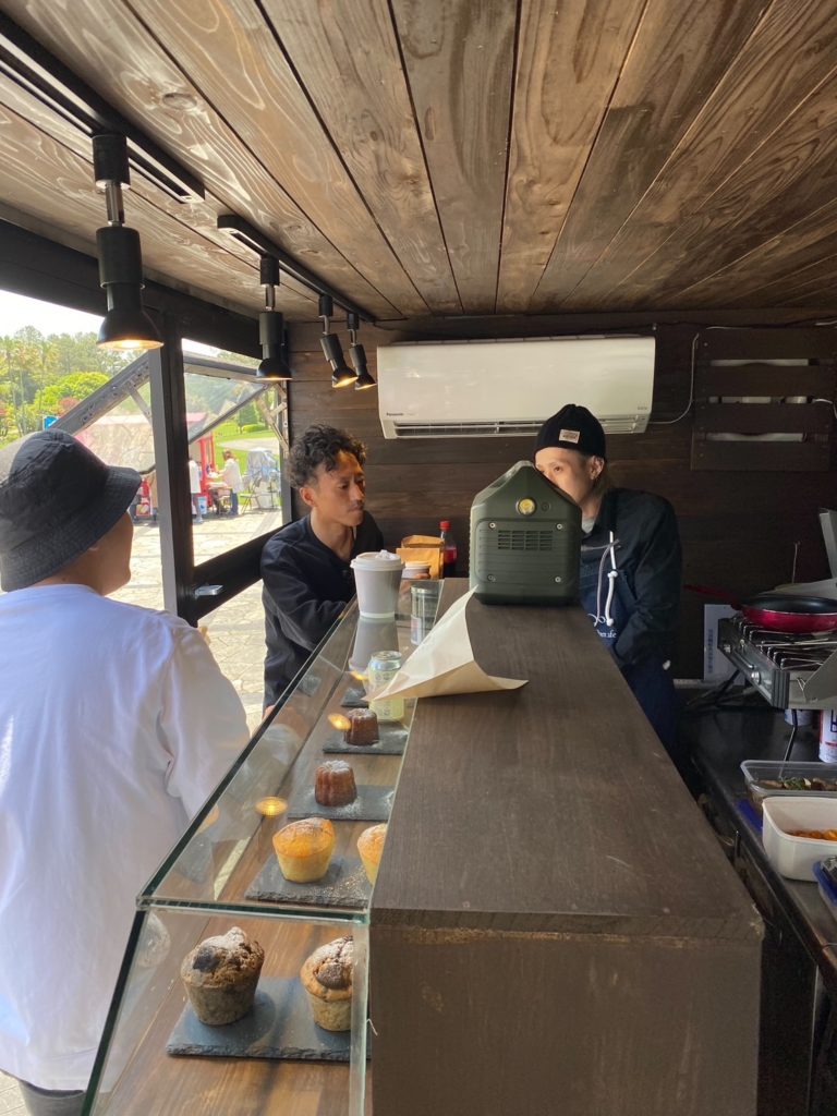 フランス料理を気軽に楽しめるキッチンカーが登場！｜宮崎「kitchen car :Re/Do」 - WeeeeKS - ウィークス