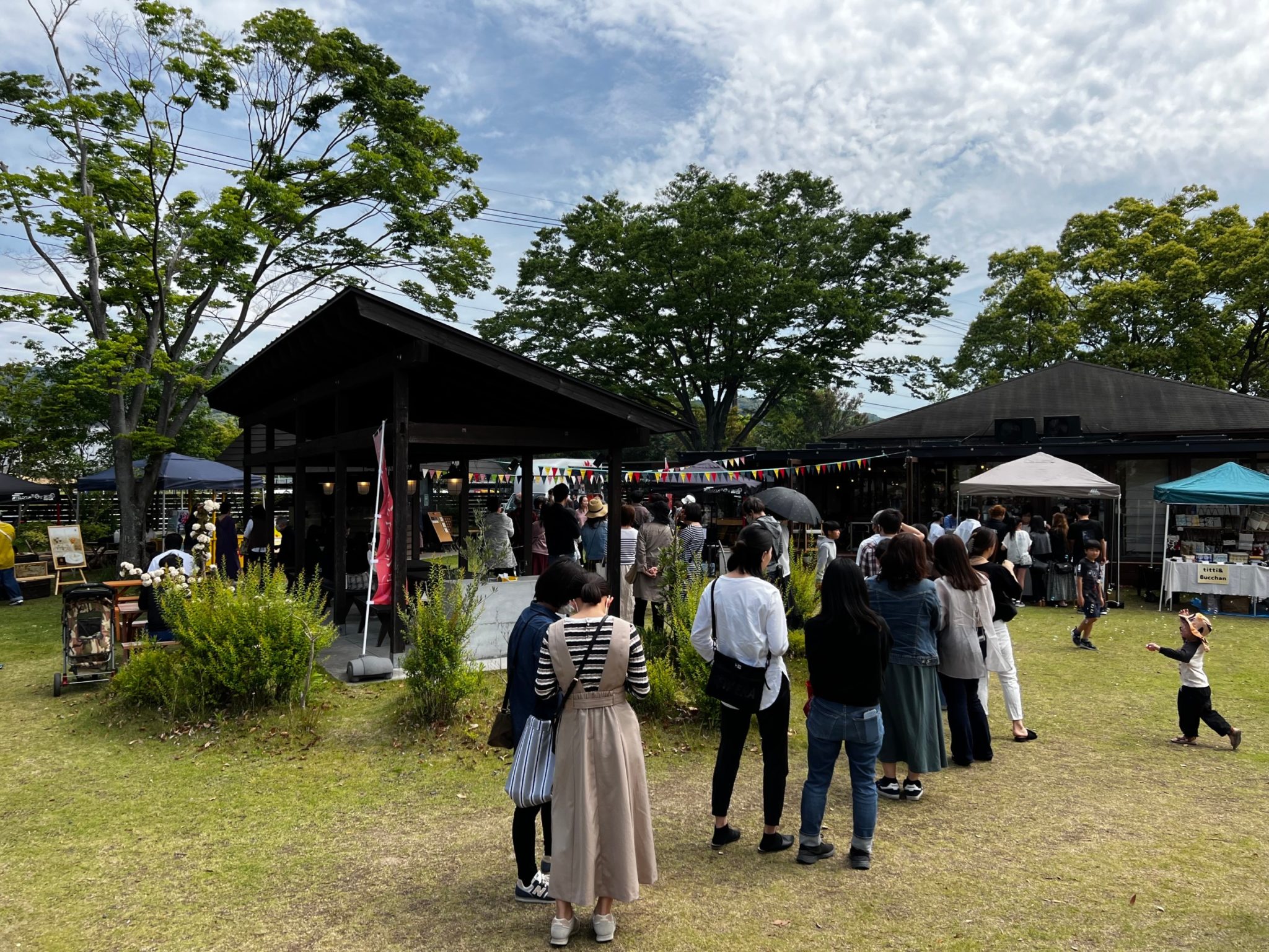 温活・腸活の専門サロンー神埼市「フルール」で黄土よもぎ蒸しを堪能 - WeeeeKS - ウィークス