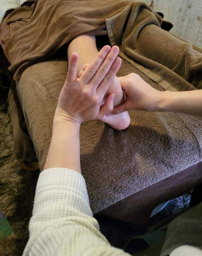 プライベート空間で深い癒し体験「フットリラクゼーション komorebito」日向市 - WeeeeKS - ウィークス