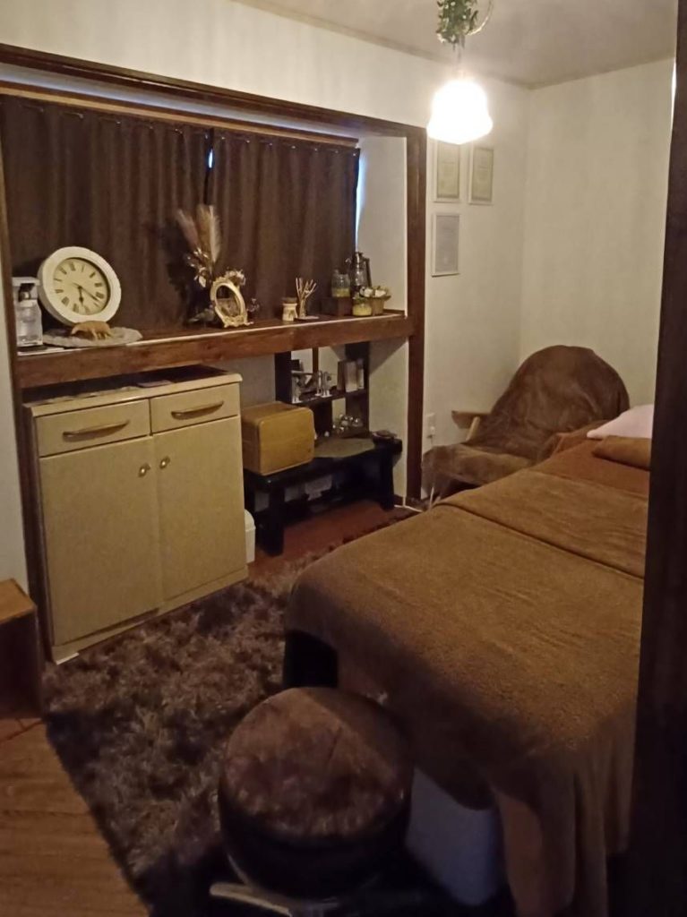 プライベート空間で深い癒し体験「フットリラクゼーション komorebito」日向市 - WeeeeKS - ウィークス