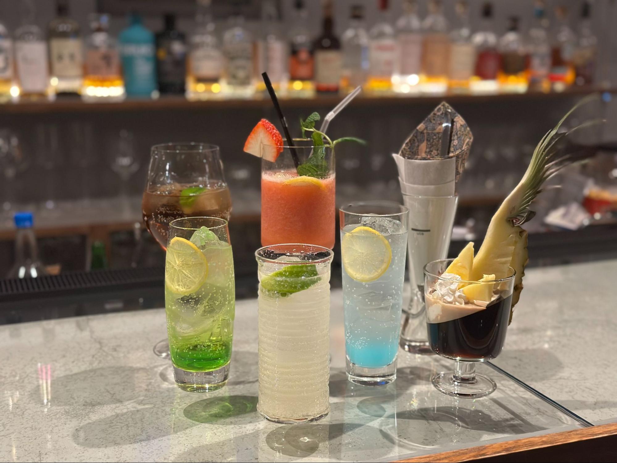 ニシタチの特別な夜を彩るカジュアルなワンショットバー「underbar」｜宮崎市橘通西 - WeeeeKS - ウィークス