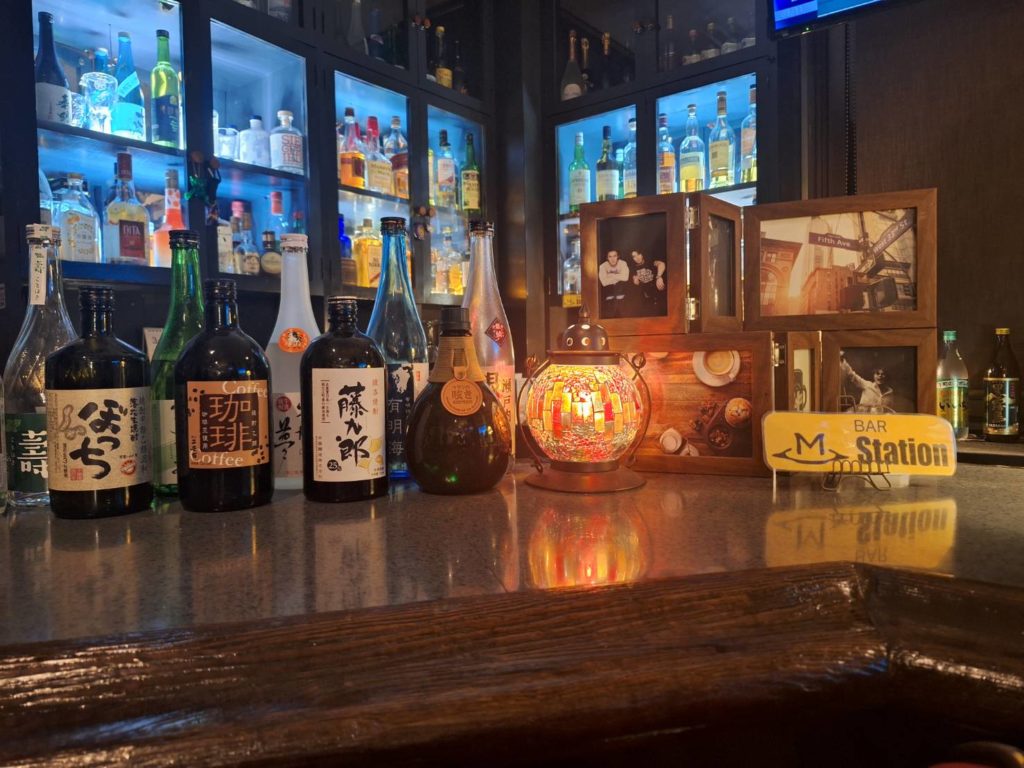 和歌山市に潜む、B’z愛が詰まった隠れ家バー「Bar.M.Station」 - WeeeeKS - ウィークス